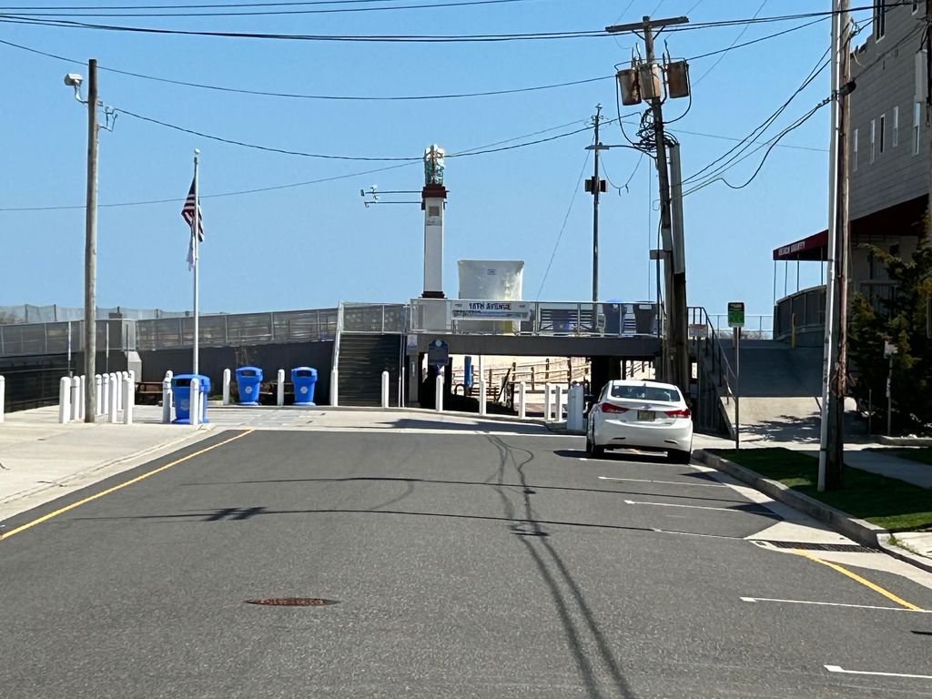 Beach Block, Newly Renovated 2 bedroom Condo! - North Wildwood, NJ ...